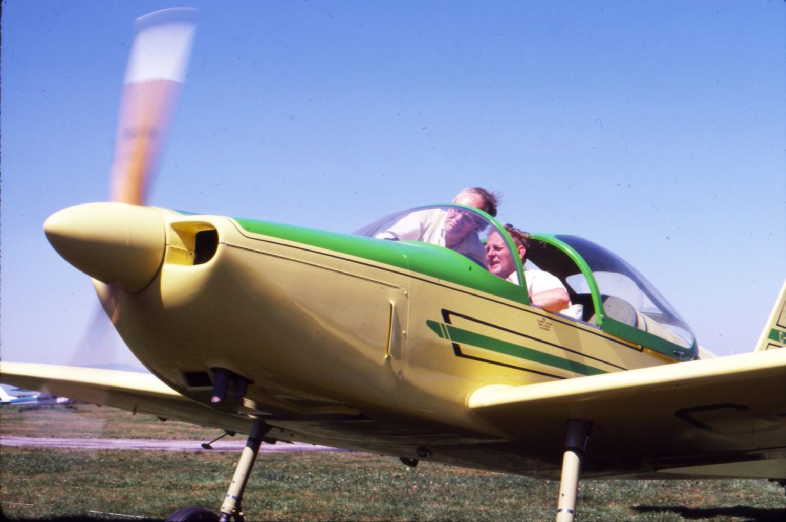 Vintage Homebuilts: Part 1 of 3 — The Piel 328 Super Emeraude – Hangar ...